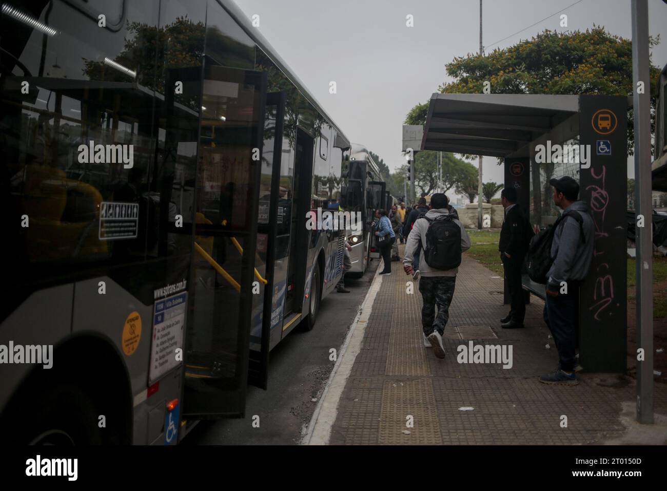 Sptrans hi-res stock photography and images - Alamy