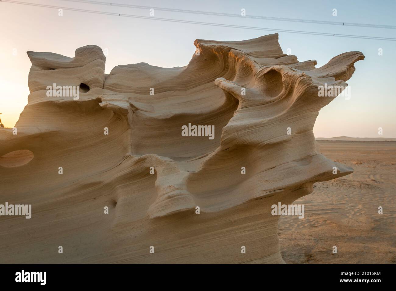 Fossil Rocks in the Desert of the United Arab Emirates Stock Photo - Alamy
