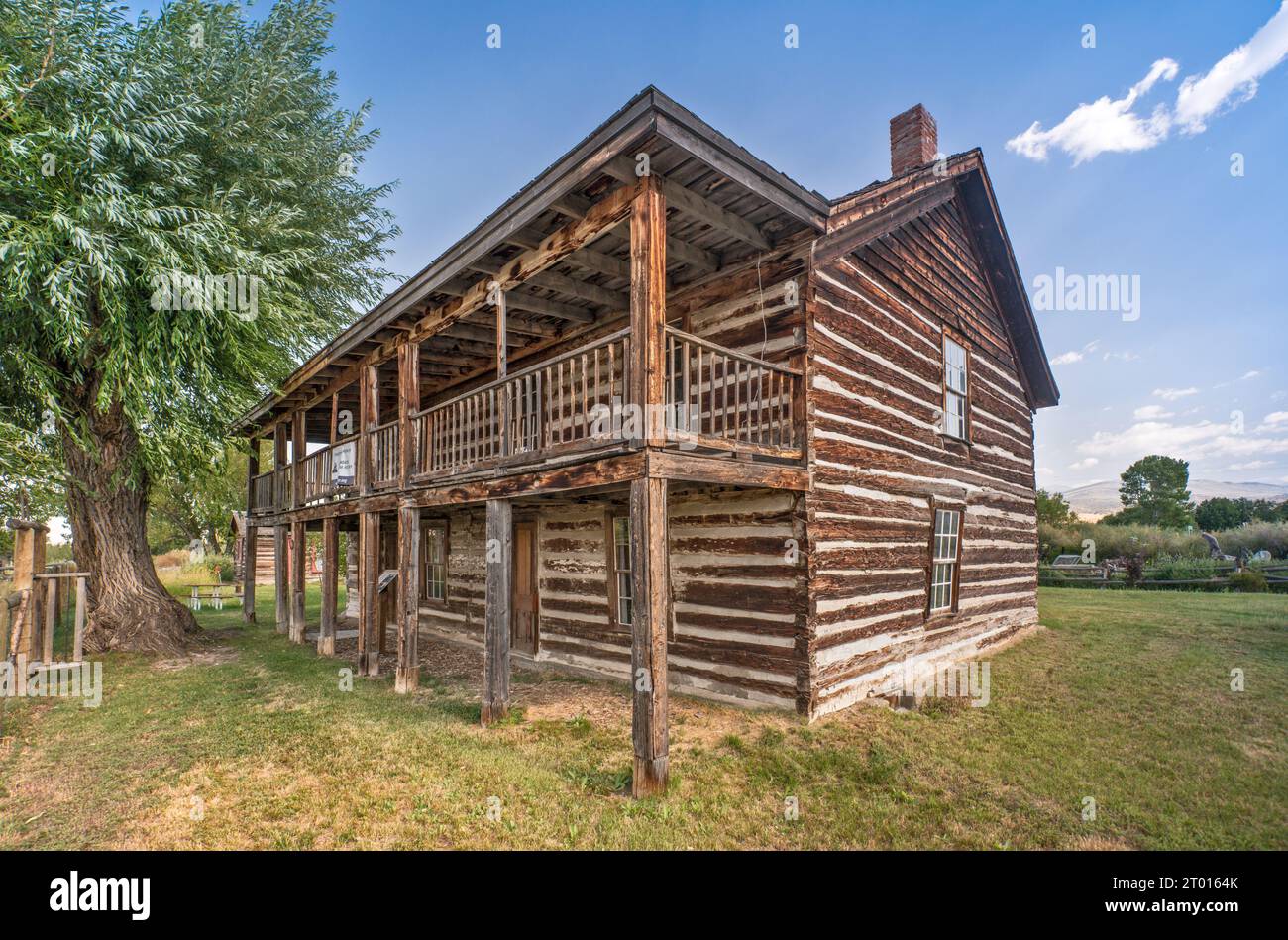 Robbers Roost, historic stagecoach station, log cabin, near village of ...