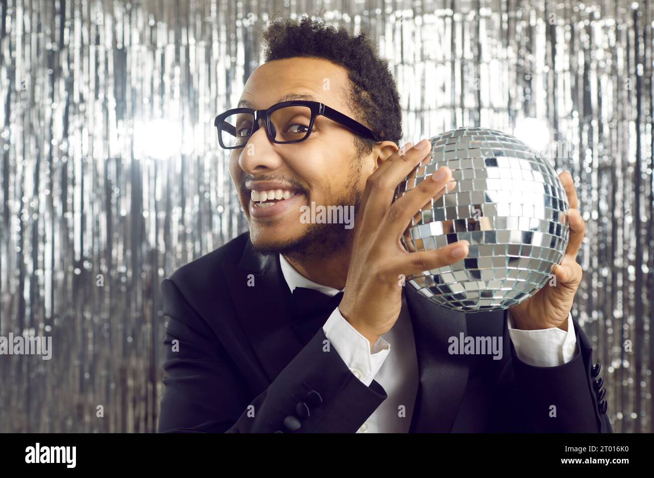 Vintage dinner party man hi-res stock photography and images - Alamy