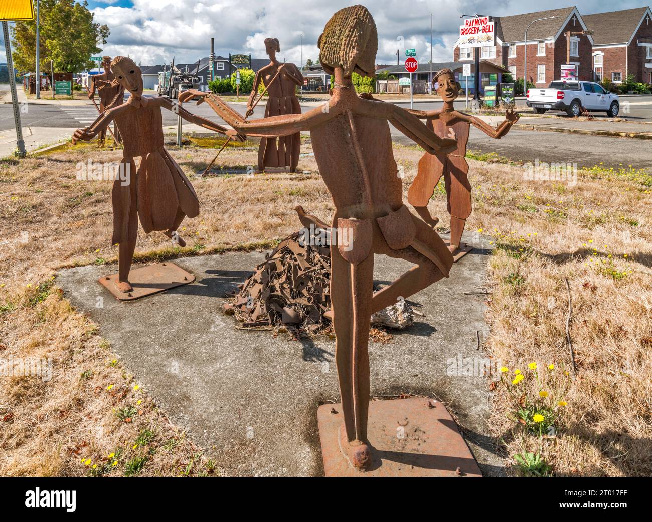 Steel statues by Hans Nelson in Raymond, Washington state, USA Stock ...