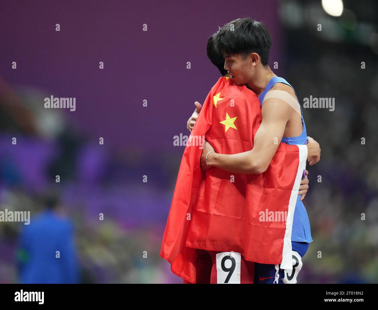 Hangzhou, China's Zhejiang Province. 3rd Oct, 2023. Xie Zhiyu (L) of China hugs Peng Ming-Yang ...
