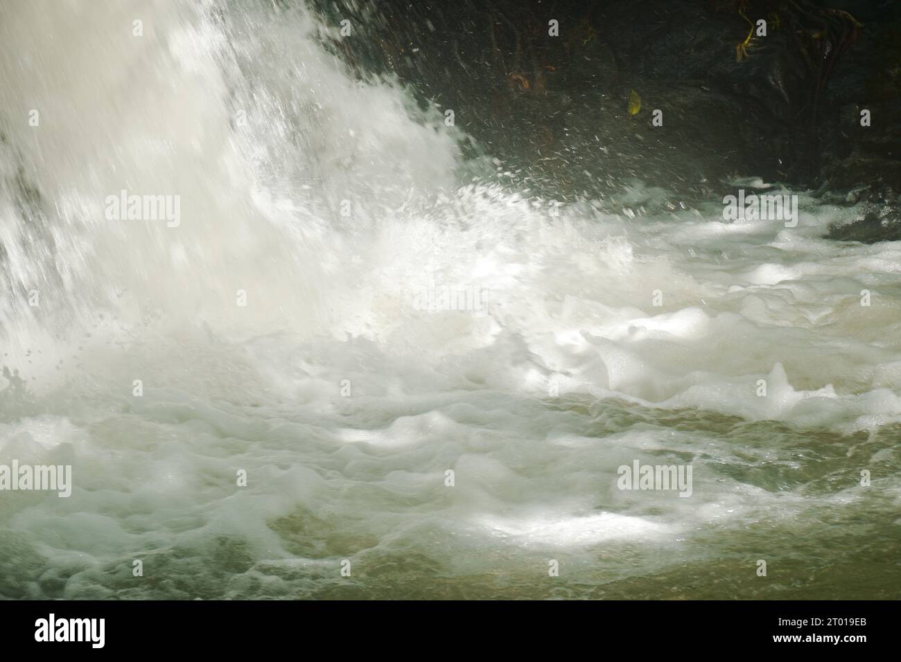 Water falling on river pass hi-res stock photography and images - Alamy