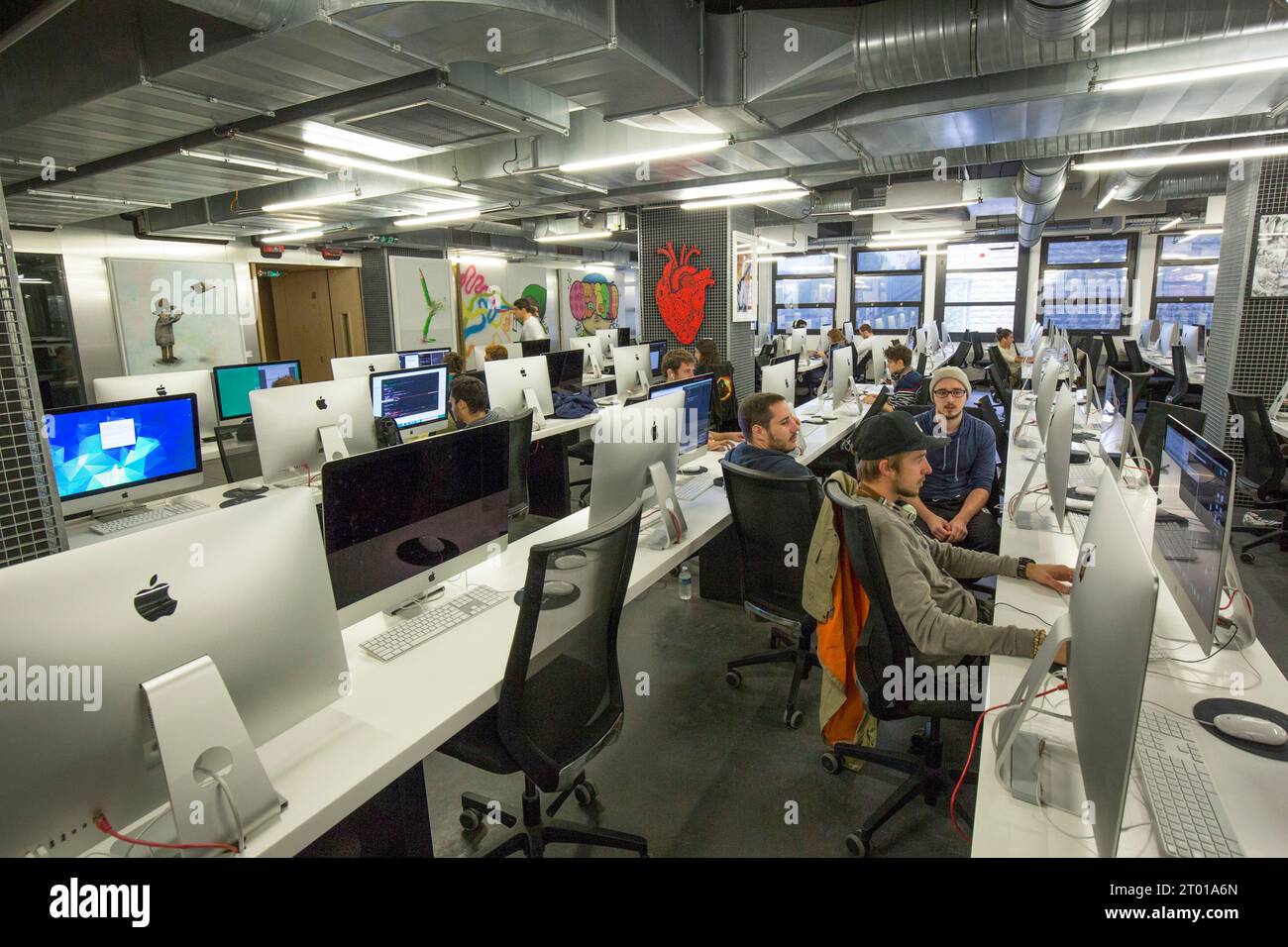 42 SCHOOL PRIVATE INSTITUTION PARIS Stock Photo - Alamy