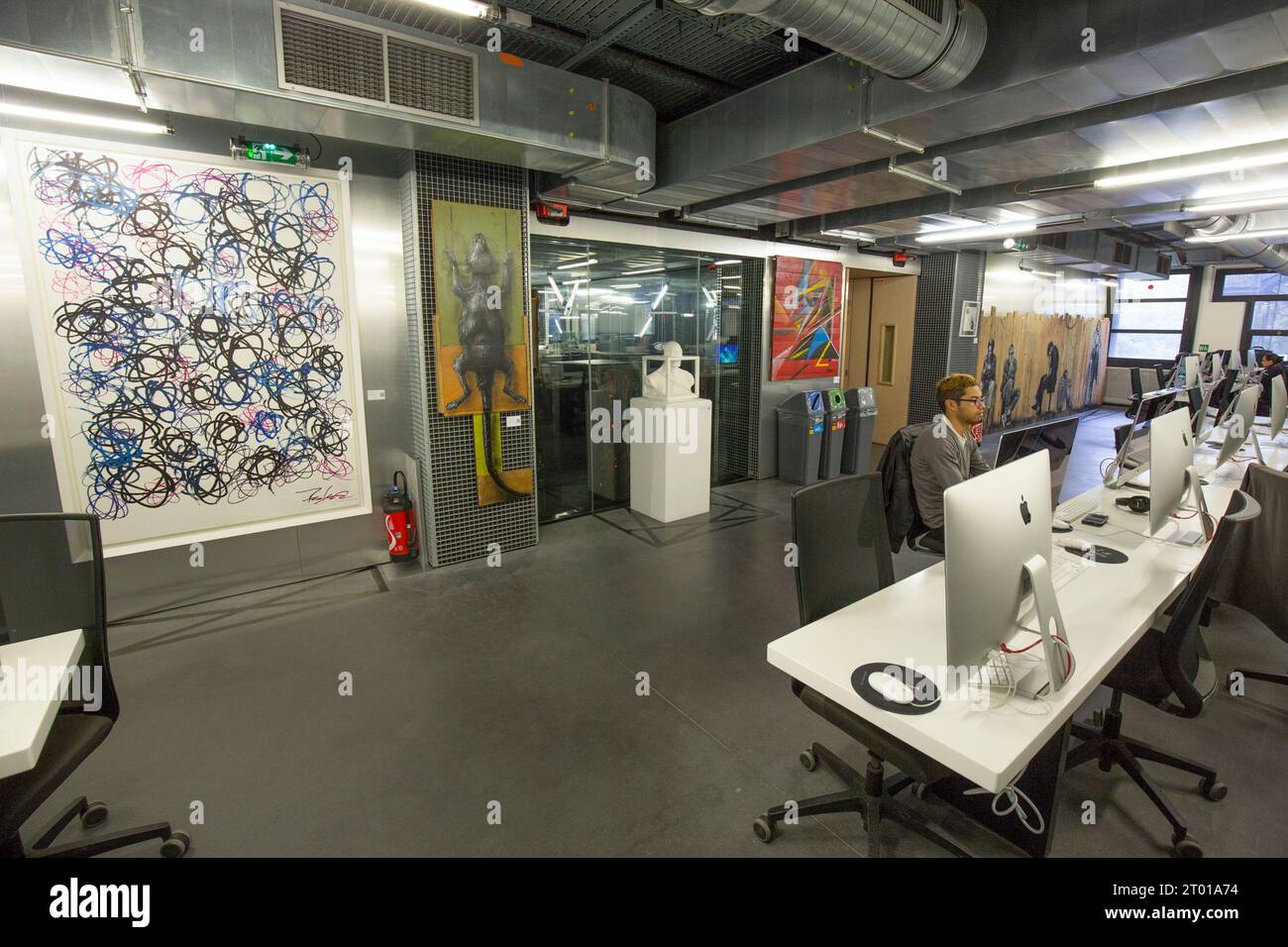 42 SCHOOL PRIVATE INSTITUTION PARIS Stock Photo - Alamy