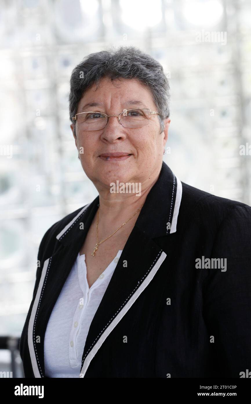 Algerian women rights hi-res stock photography and images - Alamy