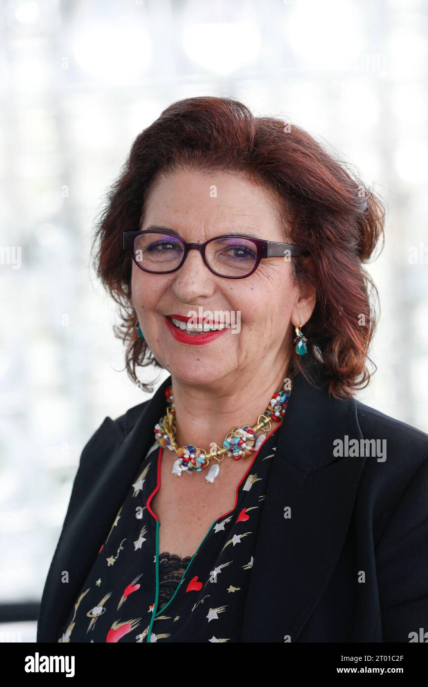 Tunisian scientist hi-res stock photography and images - Alamy
