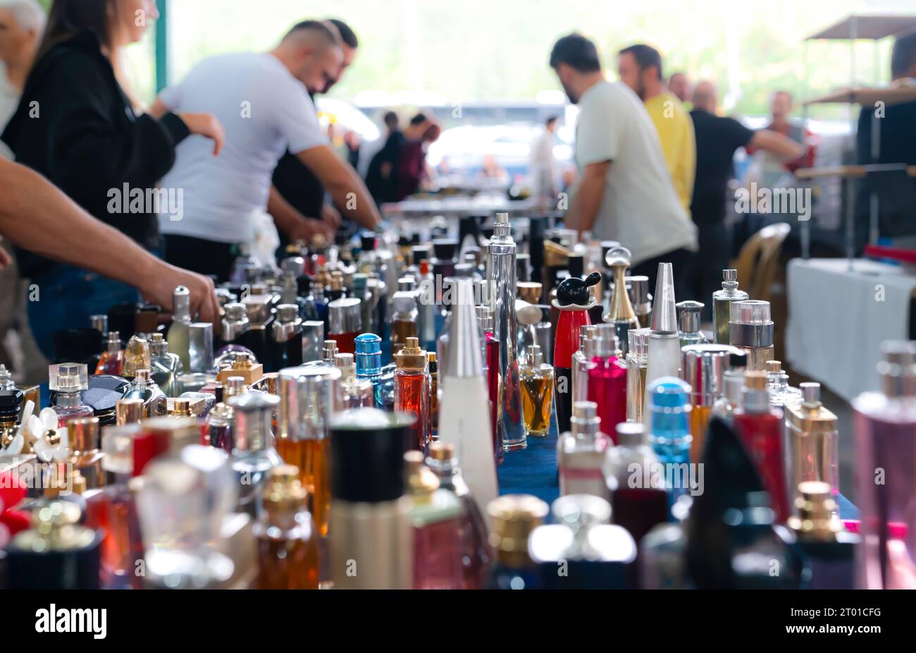 Many different perfume bottles in a flea market Stock Photo - Alamy