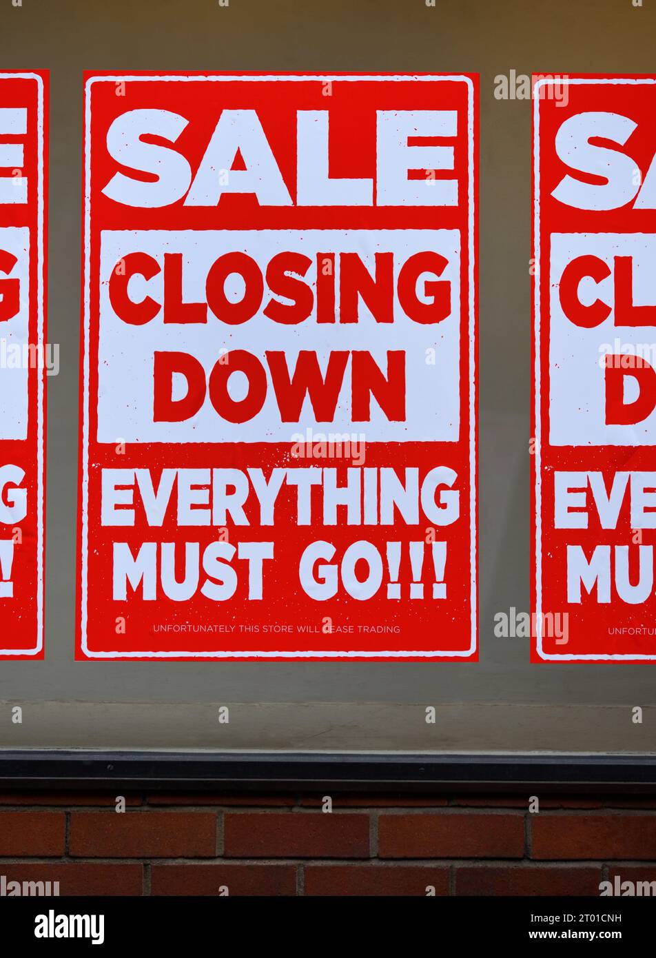 Sale Closing Down Stock Photo - Alamy