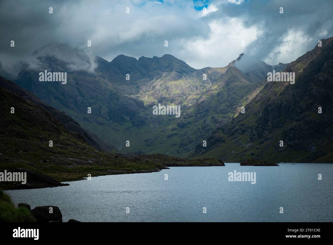 The Black Cuillin ridge beyond Loch Coruisk, Isle of Skye, Scotland ...