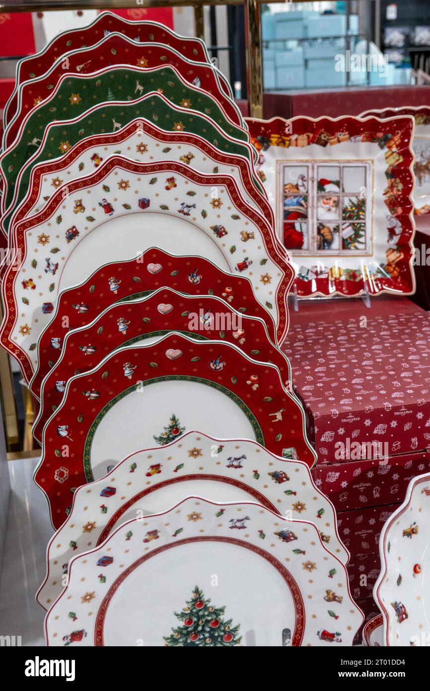 R h macy flagship department hi-res stock photography and images - Alamy