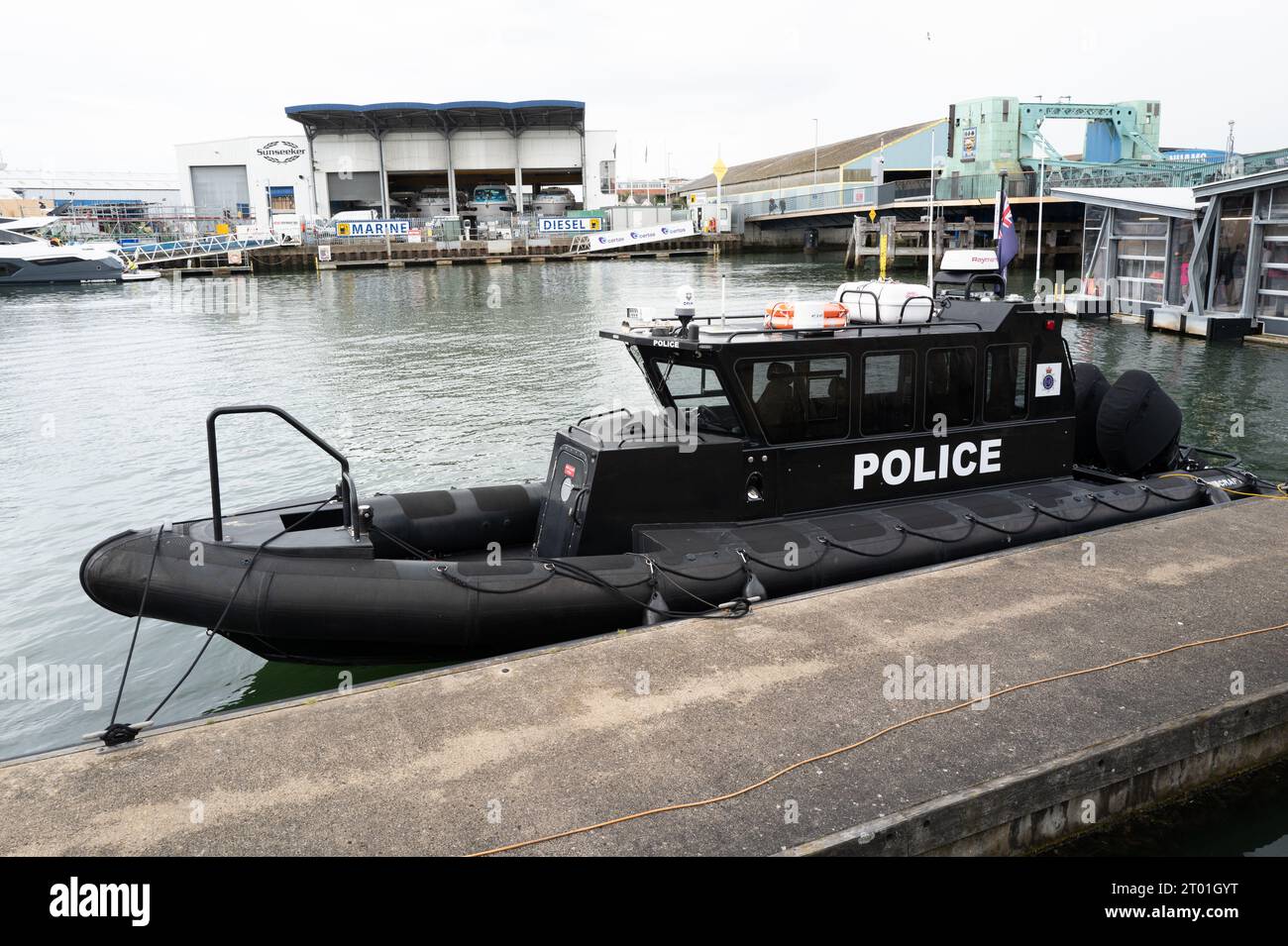 Dorset police boat hi-res stock photography and images - Alamy
