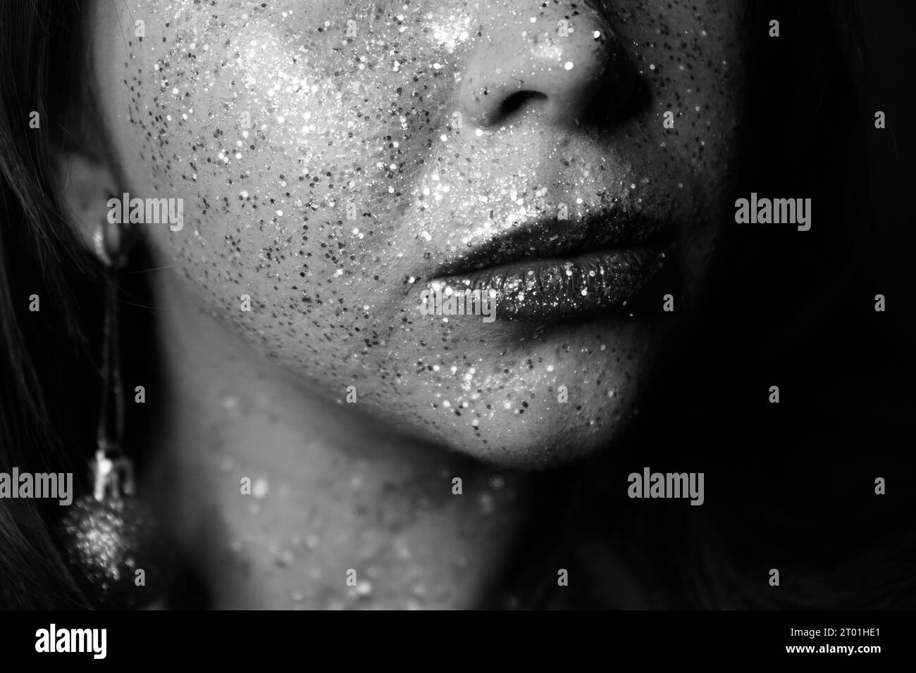 Gold body glitter Black and White Stock Photos & Images - Alamy