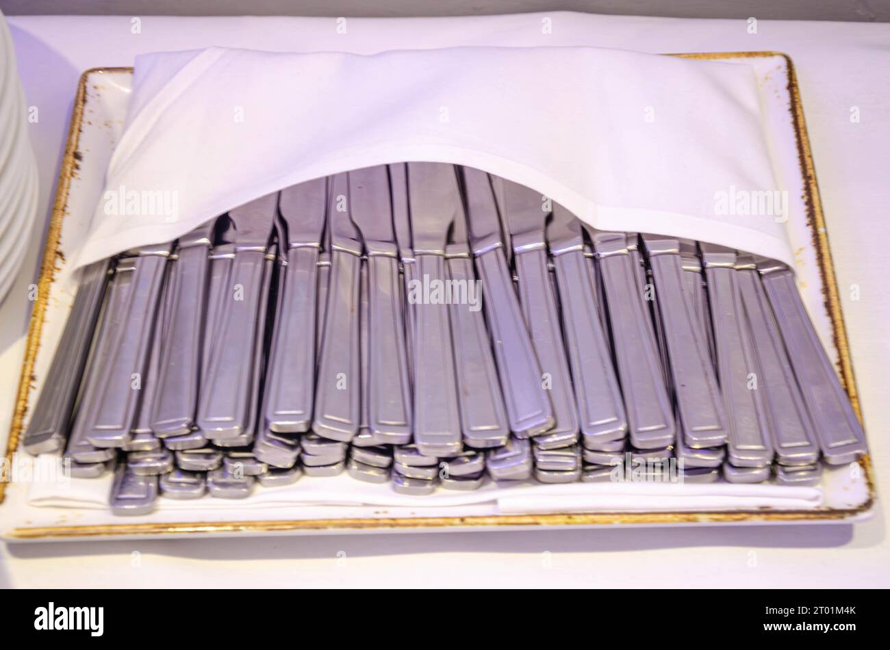 Buffet self service table hi-res stock photography and images - Alamy