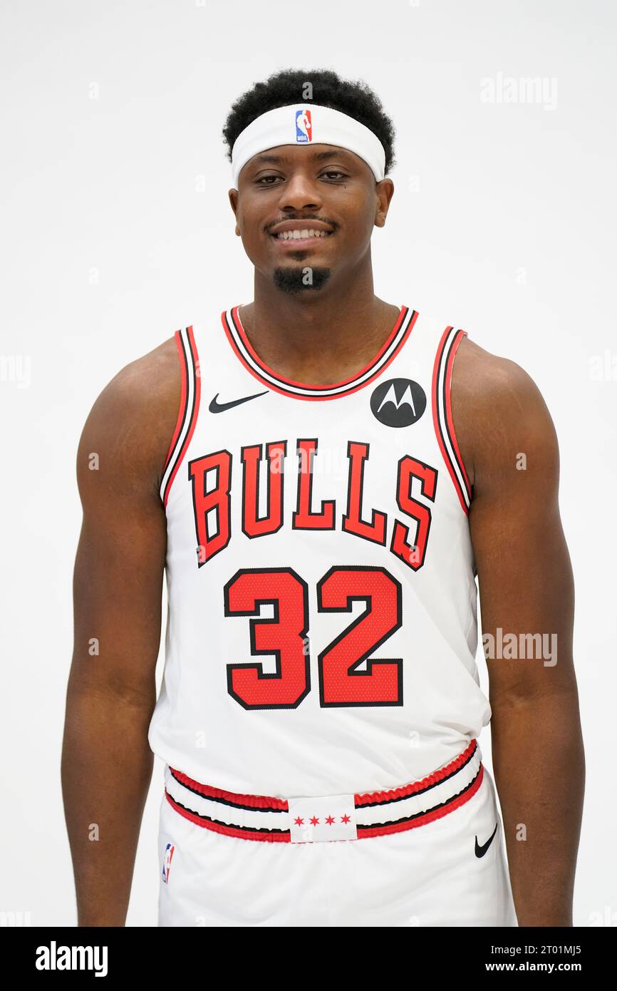 Chicago Bulls forward Terry Taylor stands for his headshot during the ...