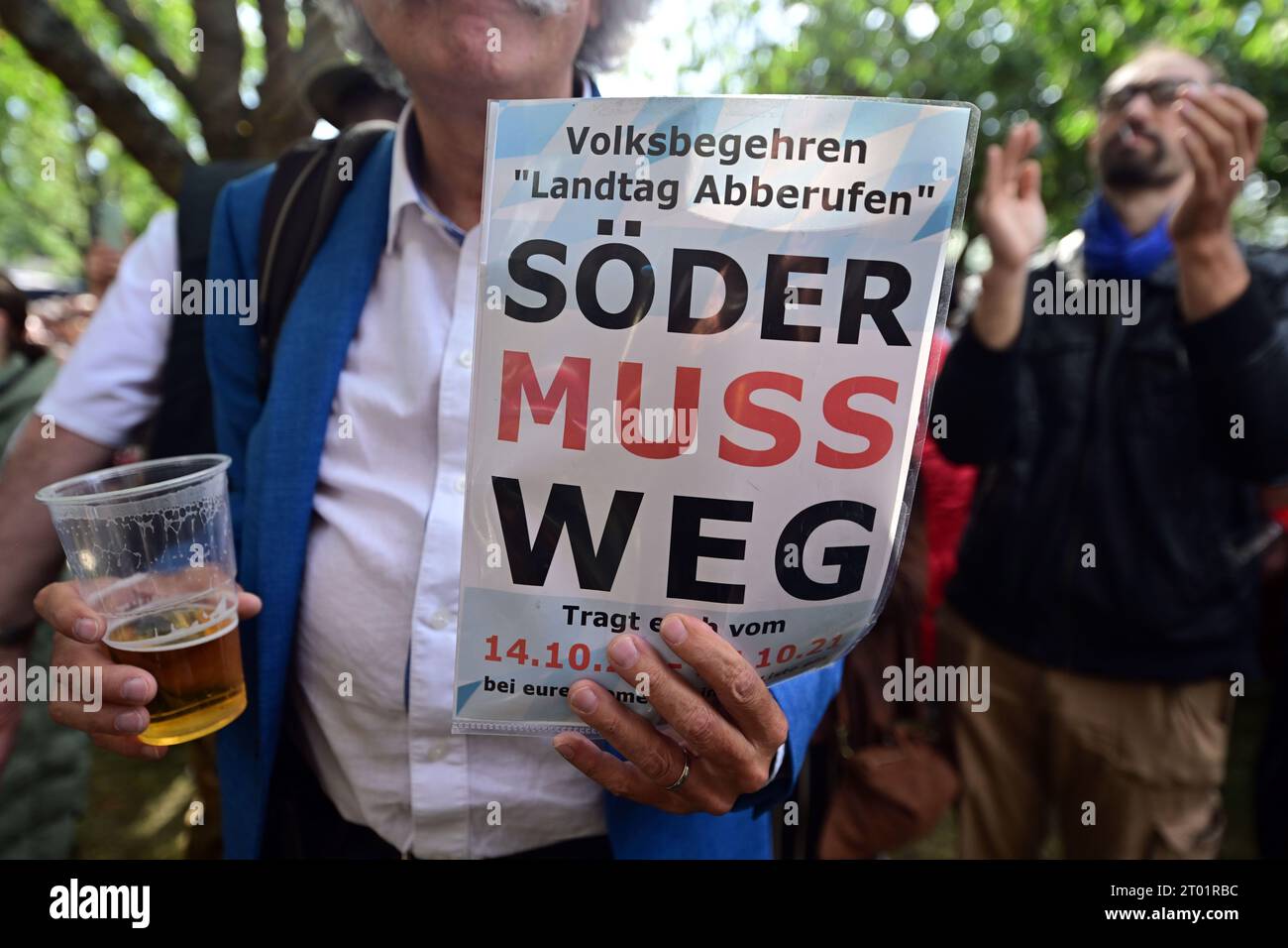 Go halves hi-res stock photography and images - Alamy