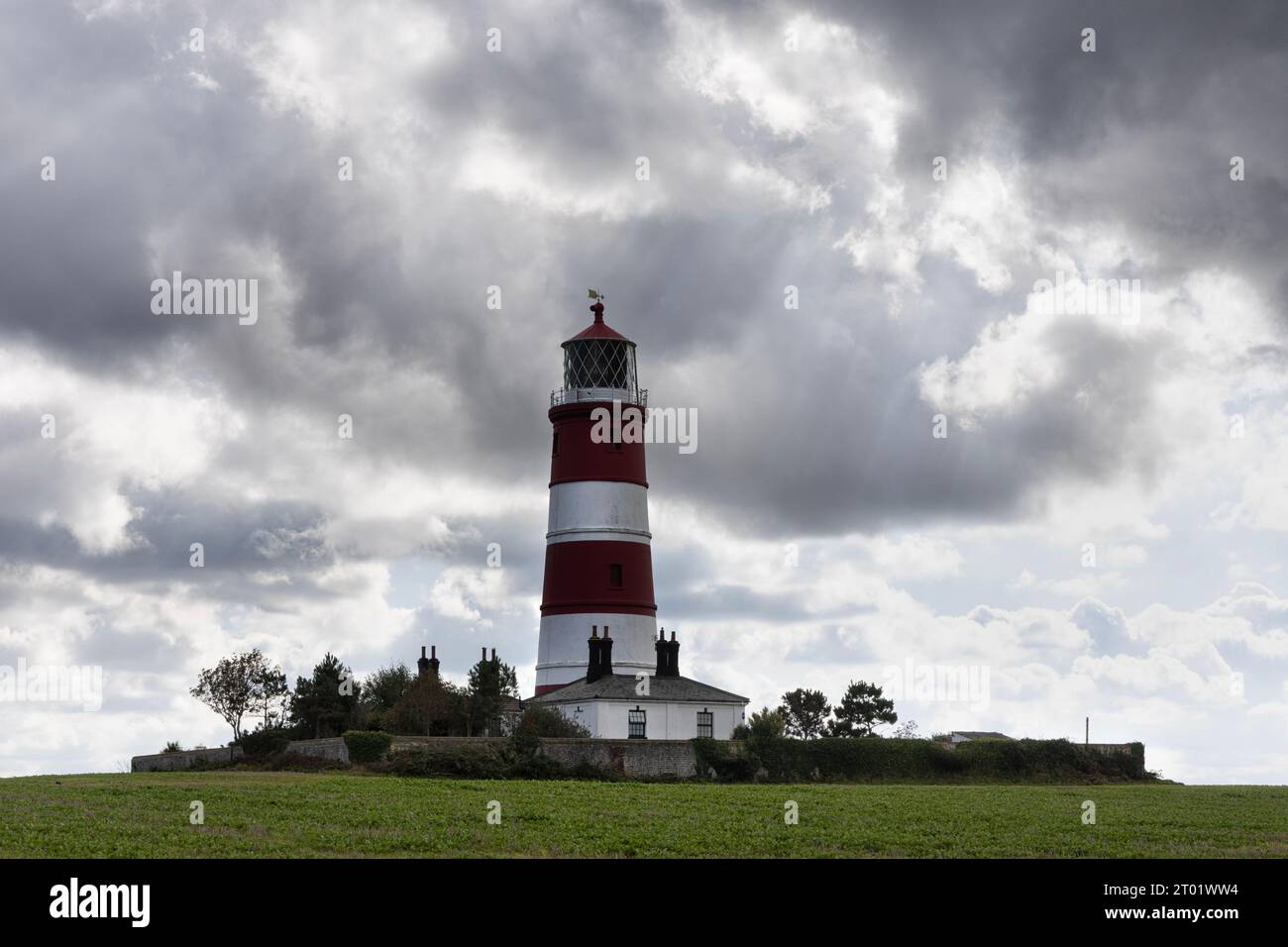 Happisburgh lighthouse rural setting hi-res stock photography and ...