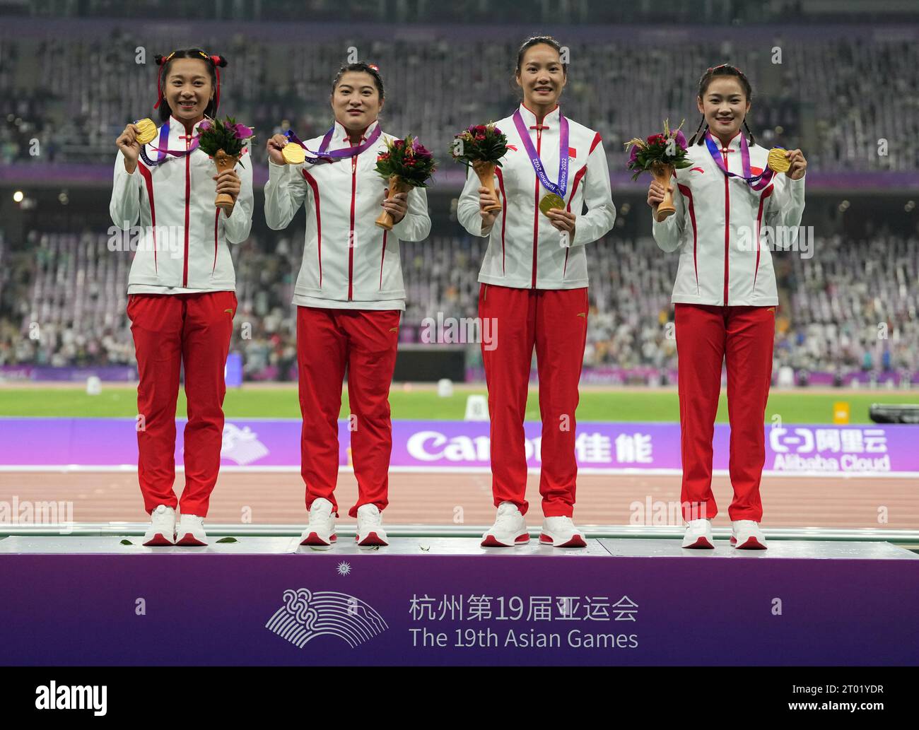 Hangzhou, China's Zhejiang Province. 3rd Oct, 2023. Gold medalists tema ...