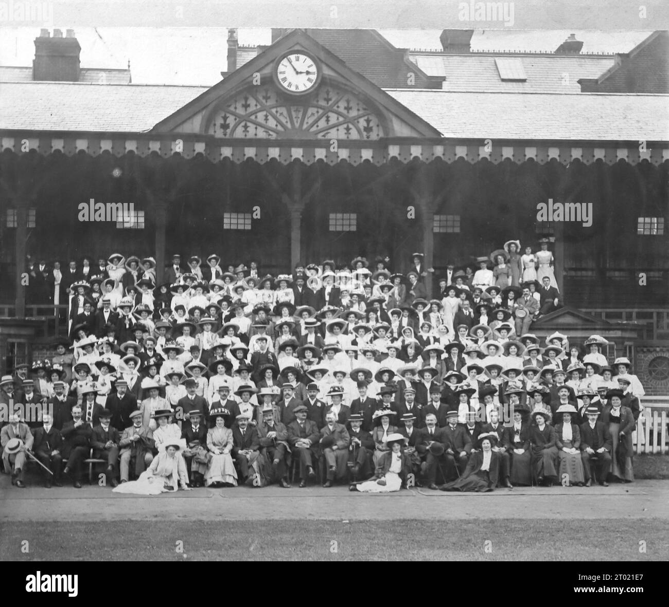 1910 fashion hi-res stock photography and images - Alamy