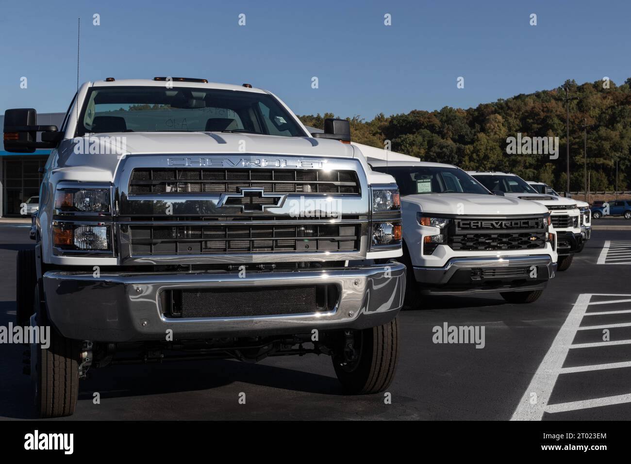 Chevrolet truck showroom hi-res stock photography and images - Alamy