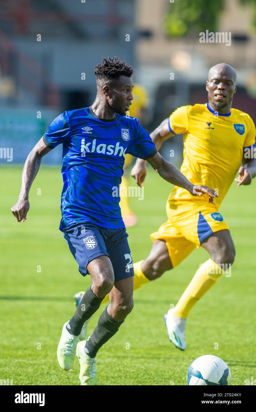 The noisy lagosians hi-res stock photography and images - Alamy