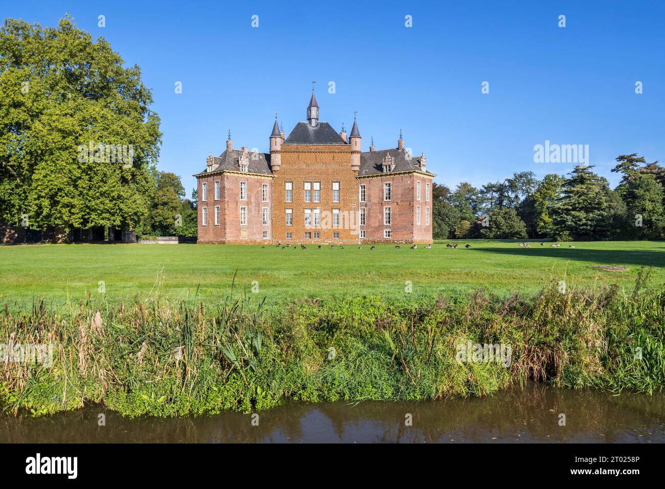 14th - 16th century Castle of the Princes de Mérode / Kasteel van ...