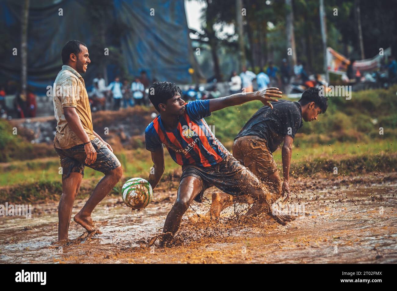 Muddy soccer players hi-res stock photography and images - Alamy