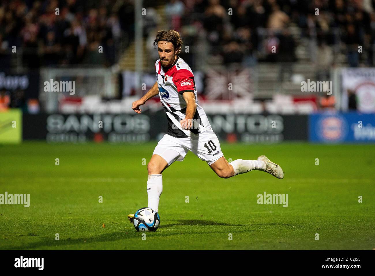 Koeln, Deutschland. 03rd Oct, 2023. David Philipp (Viktoria Koeln, 10) 3. Liga 9.Spieltag: FC ...