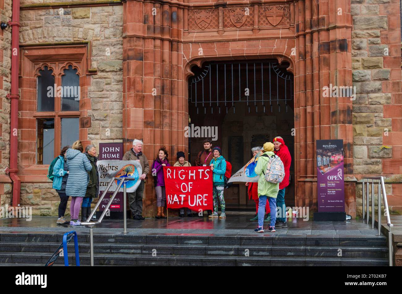 Derry co derry ireland people hi-res stock photography and images - Alamy