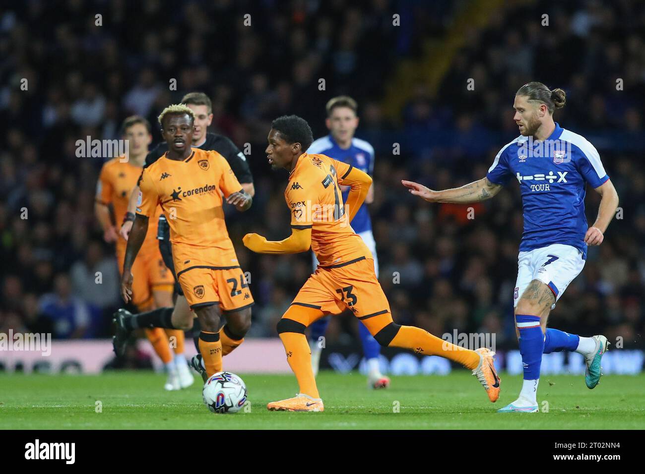 Jaden Philogene-Bidace #23 of Hull City breaks with the ball during the ...