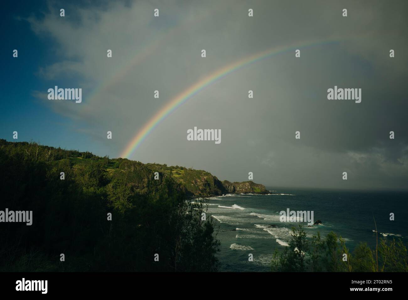 Hawaii rainbows hi-res stock photography and images - Alamy