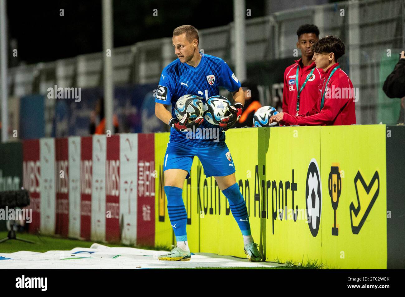 Koeln, Deutschland. 03rd Oct, 2023. Marius Funk (FC Ingolstadt, 1) mit ...