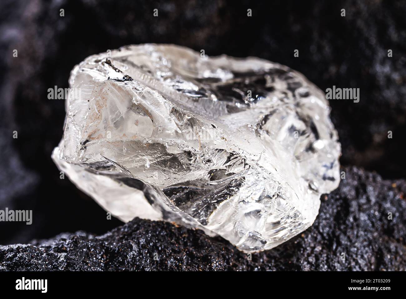 Rough diamonds mine hi-res stock photography and images - Alamy