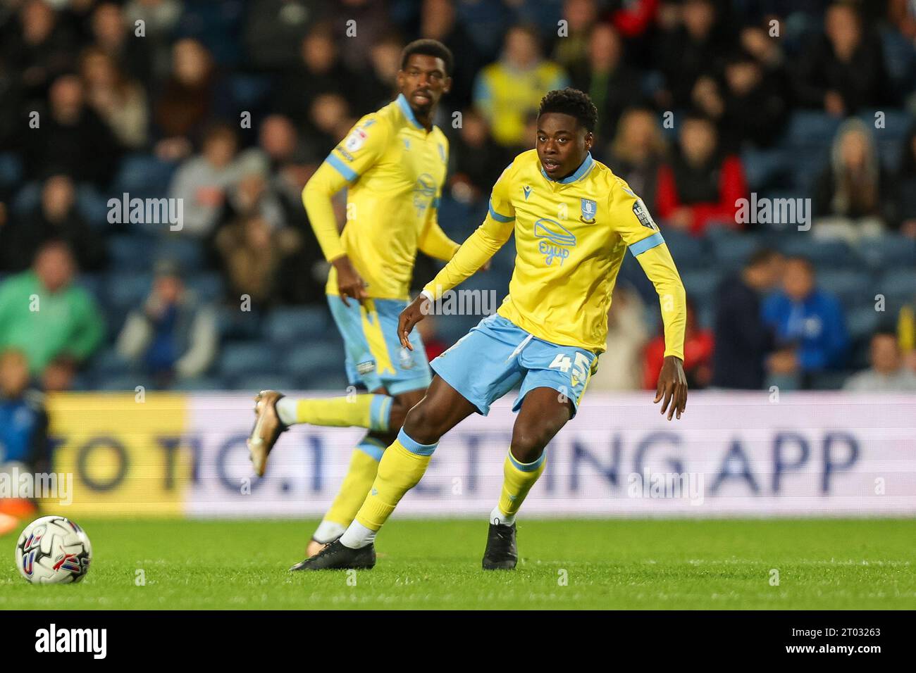 West Bromwich, UK. 03rd Oct, 2023. Sheffield Wednesday's Anthony Musaba ...