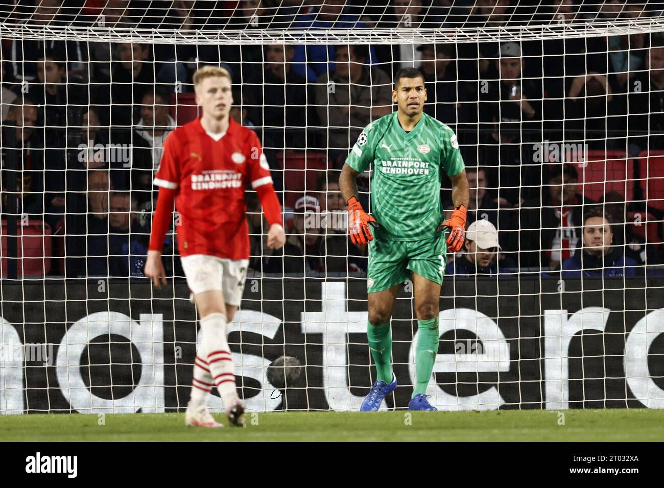 Eindhoven, Netherlands. 03rd Oct, 2023. EINDHOVEN - (l-r) Jerdy ...