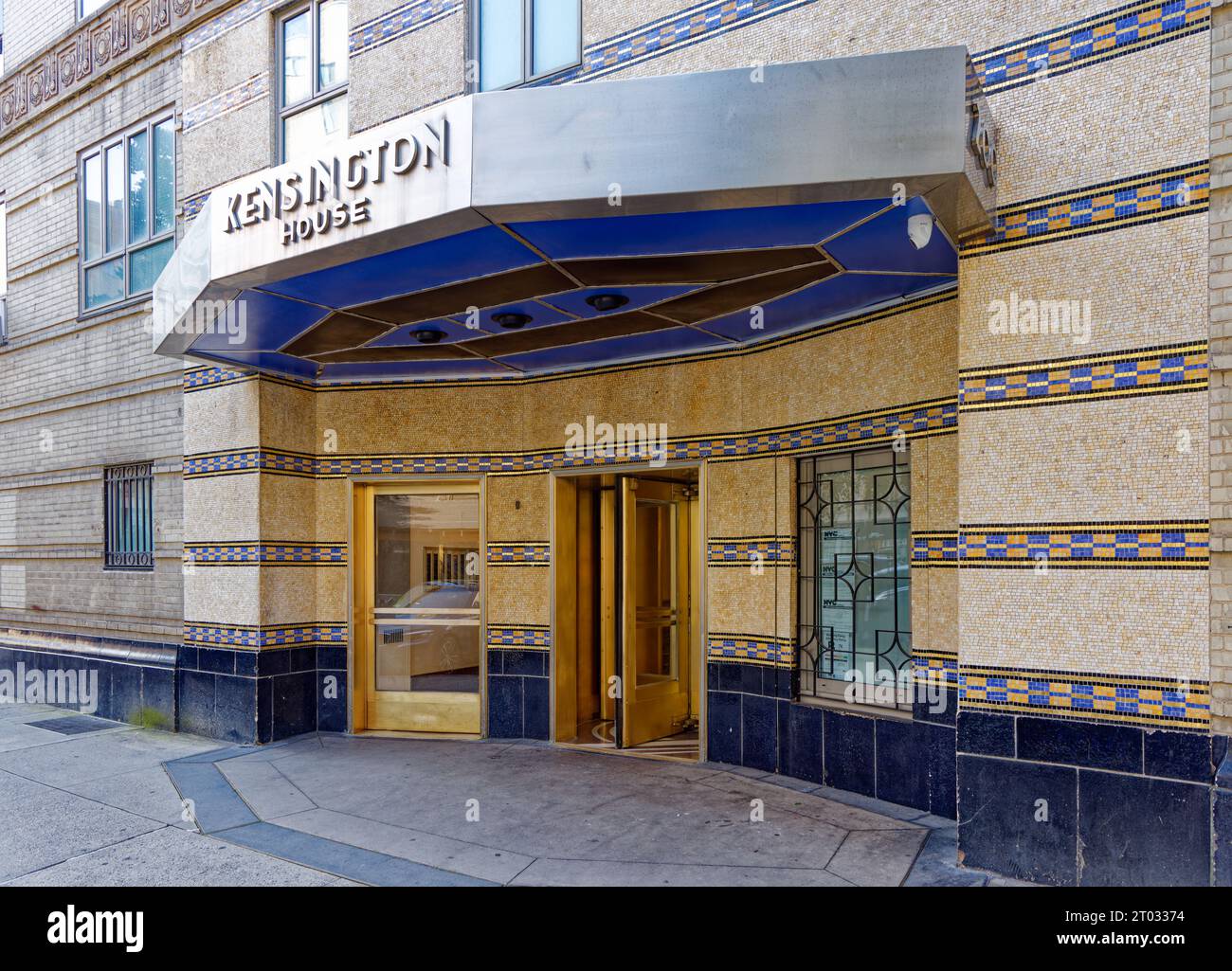 Emery Roth designed Kensington House, 200 West 20th Street, in Art Deco ...