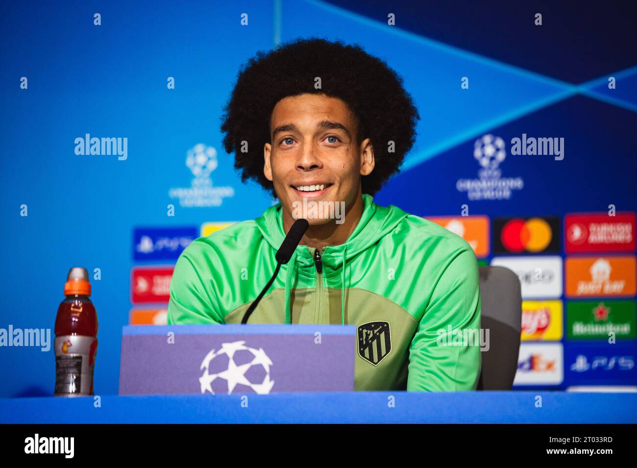 Axel witsel atletico madrid hi-res stock photography and images - Alamy