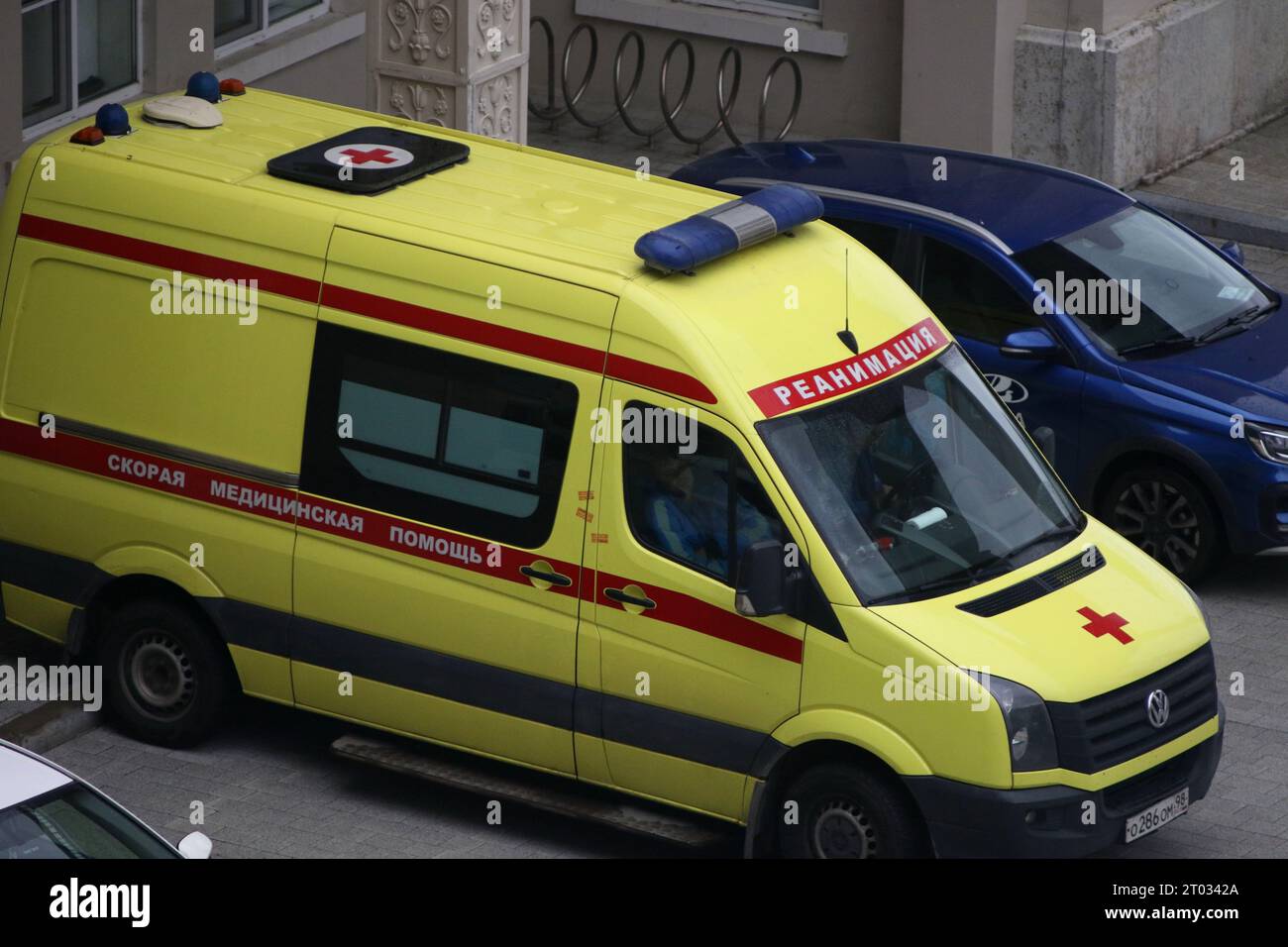 Russian Federation. Saint-Petersburg. Ambulance car Stock Photo - Alamy