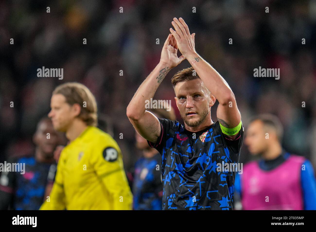 Psv fans phillips stadium hi-res stock photography and images - Alamy