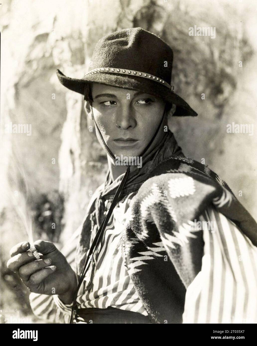 Rudolph valentino hi-res stock photography and images - Alamy