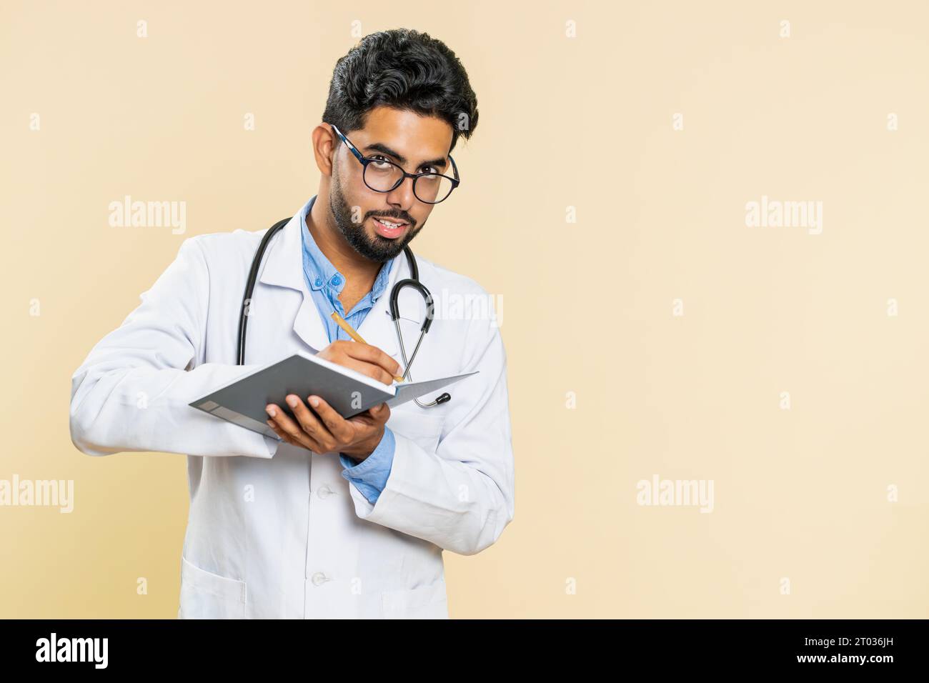 Hindu teacher doctor hi-res stock photography and images - Alamy