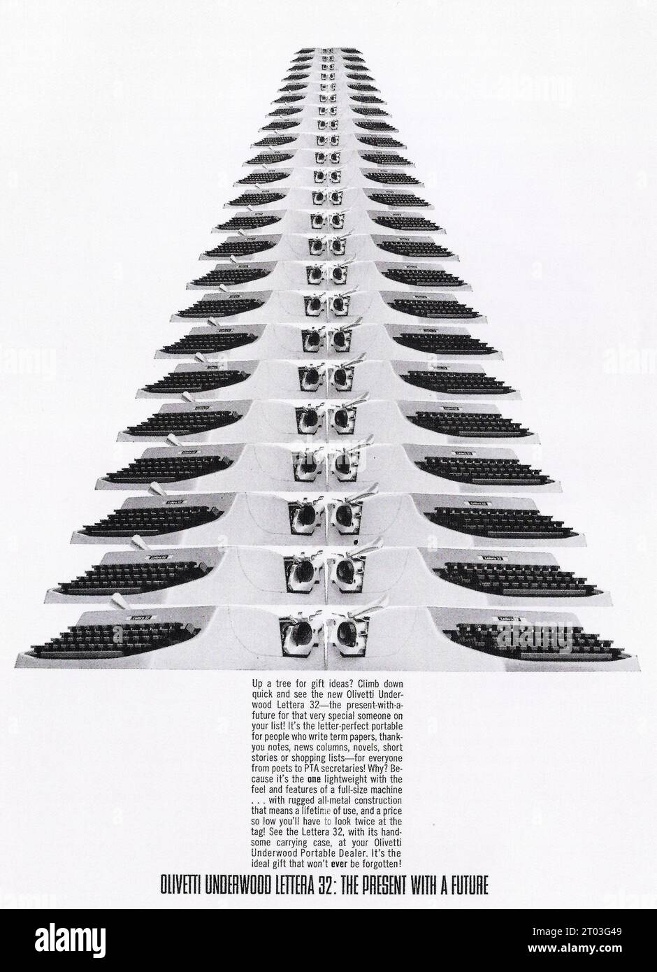 Olivetti underwood lettera 32 portable typewrtier hi-res stock ...