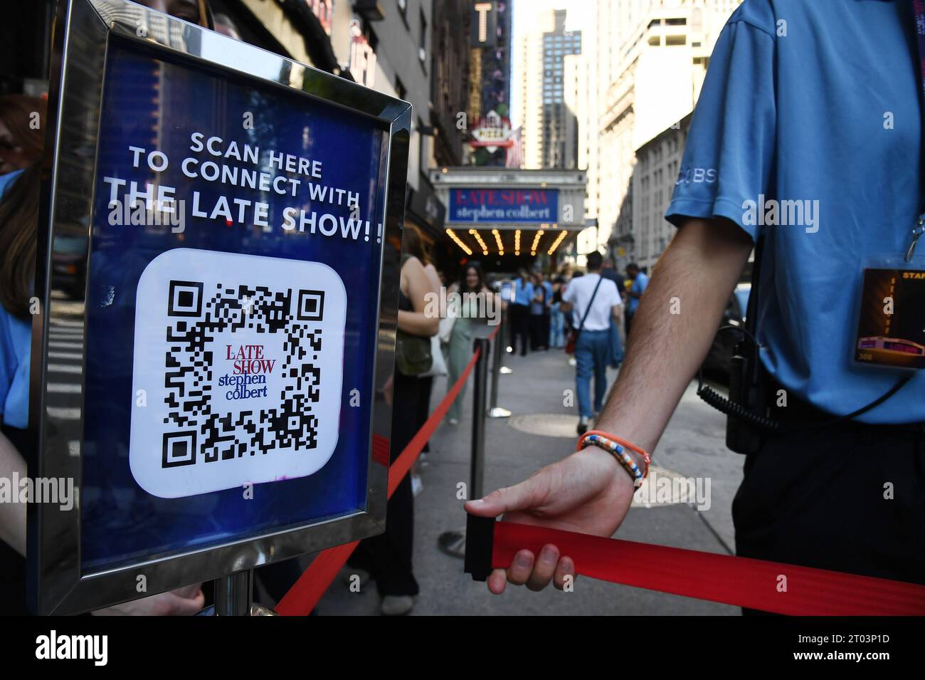 New York, USA. 03rd Oct, 2023. A page checks the ticket-holders entry ...