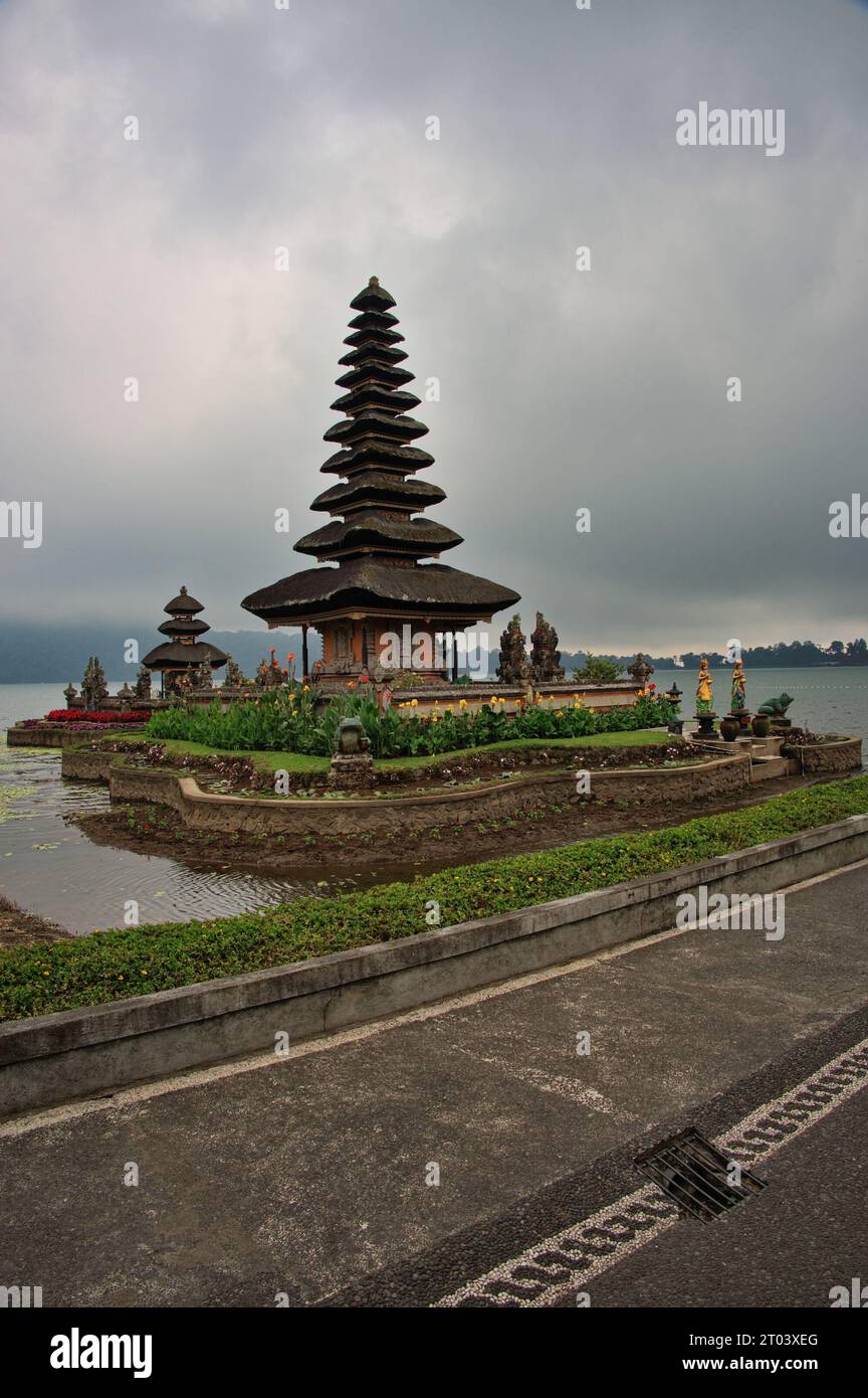 Temple on bratan lake hi-res stock photography and images - Alamy