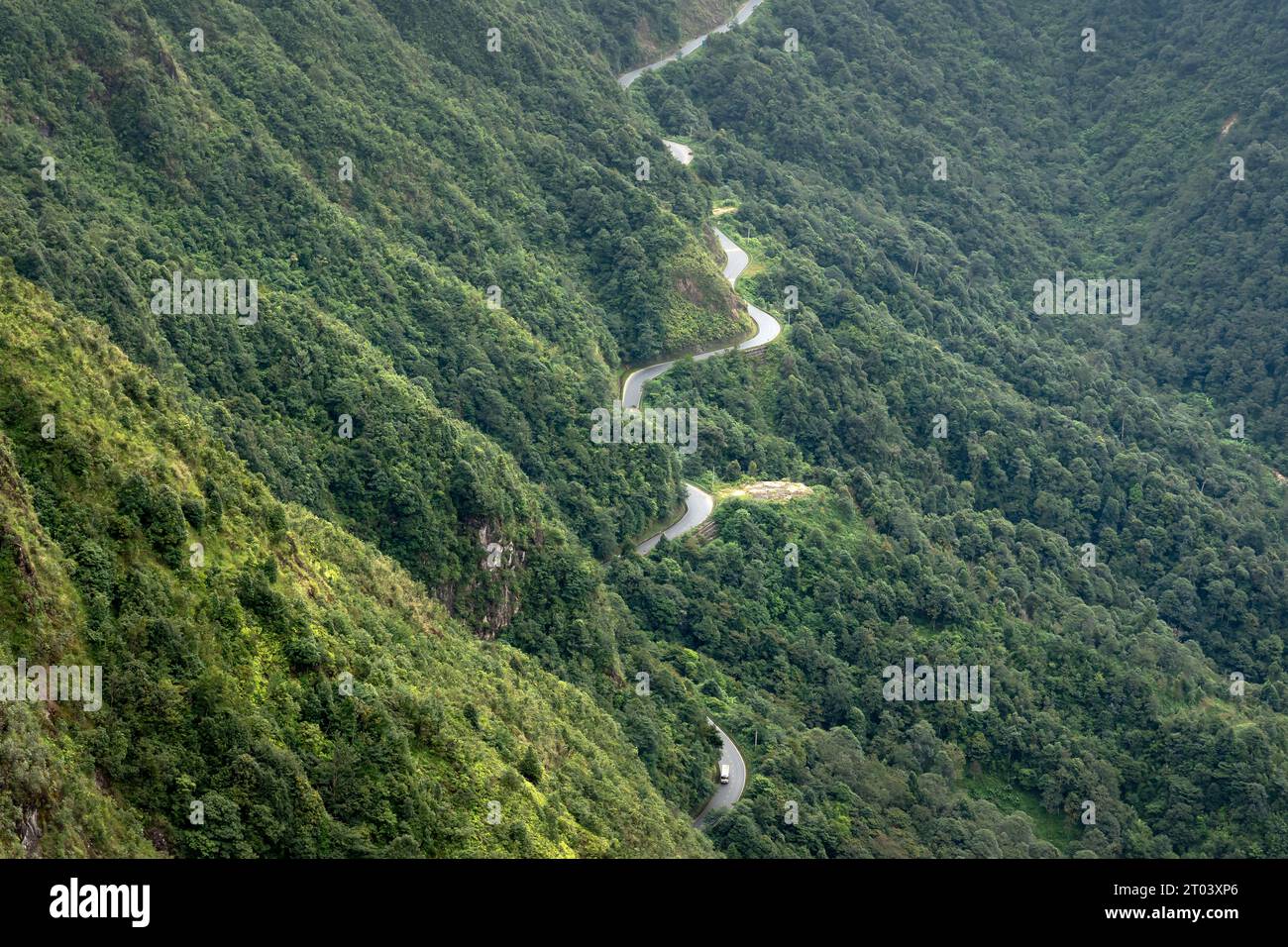 Winding road, top view of beautiful aerial view of asphalt road ...