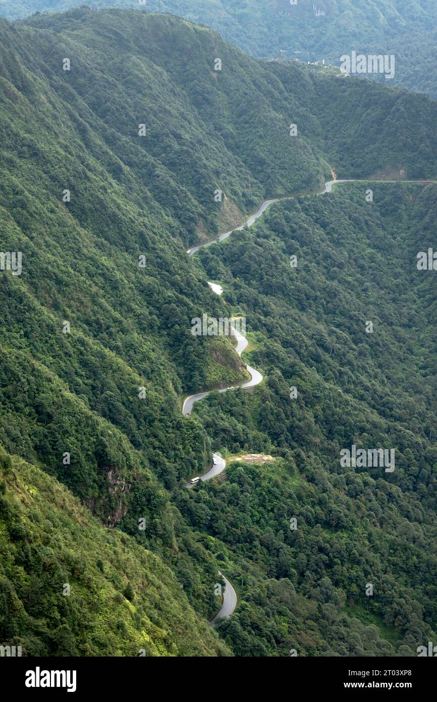 Winding road, top view of beautiful aerial view of asphalt road ...