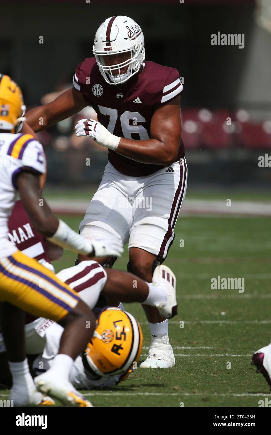 STARKVILLE, MS - SEPTEMBER 16: Mississippi State Bulldogs offensive ...