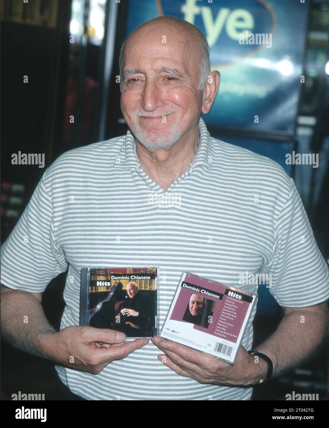 2000Dominic Chianese John Barrett/PHOTOlink.net / MediaPunch Stock ...