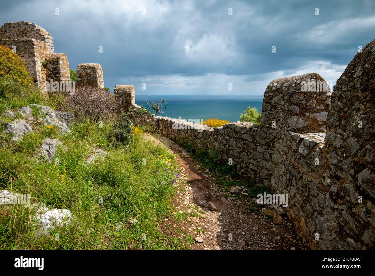La rocca hill cefalu hi-res stock photography and images - Alamy
