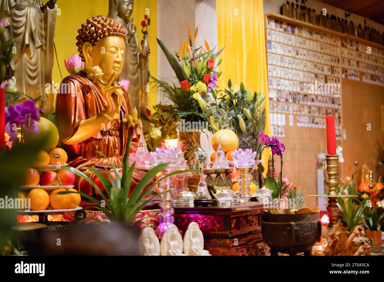 Traditional vietnamese incense altar hi-res stock photography and ...
